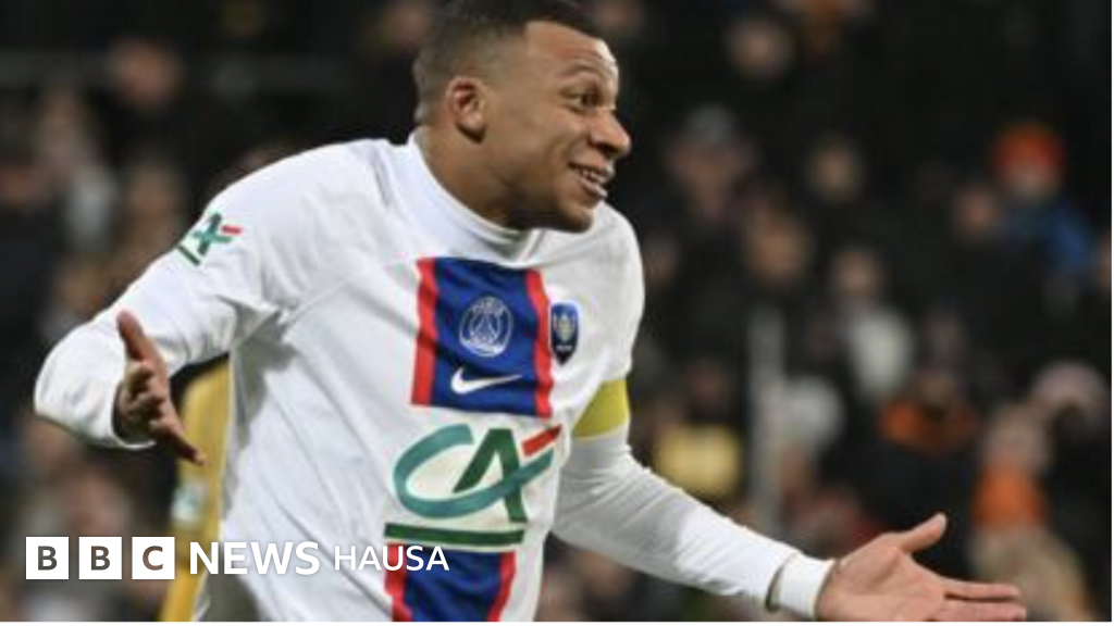 Mbappe ya ci wa PSG kwallo biyar rigis a French Cup - BBC News Hausa