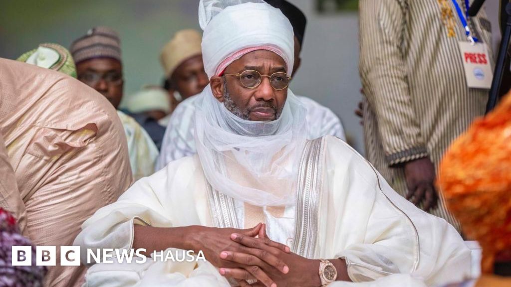 Yadda aka warware r﻿ikicin sarautar Hausawa a Lagos - BBC News Hausa