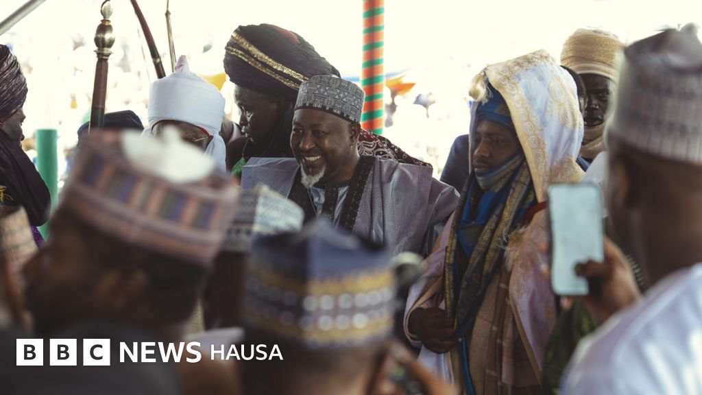 Yadda aka yi naɗin sarautar Sarkin Dutse Hameem Nuhu Muhammad Sunusi ...