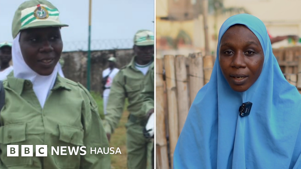 Yadda mai digiri ta koma soya wainar fulawa da awara a Kano - BBC News ...