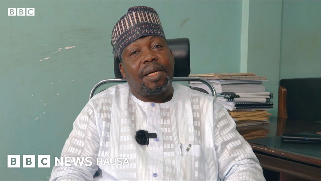 Tashin farashin dala ne zai sa mu rufe kasuwa - 'Yan canji - BBC News Hausa