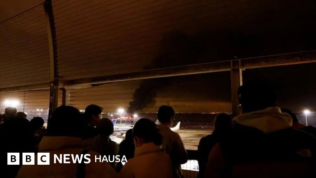 Japan: Yadda aka kwashe fasinjoji 379 daga jirgin sama mai ci da wuta ...