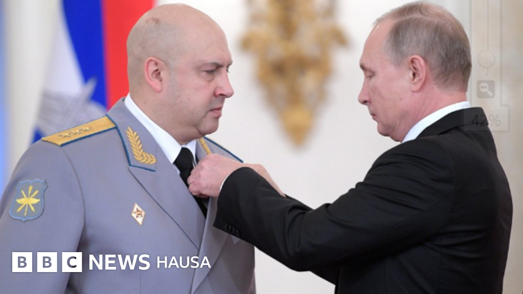 Sergei Surovikin: Tarihin sabon kwamandan dakarun Rasha da ke jagorantar yaki a Ukraine - BBC ...