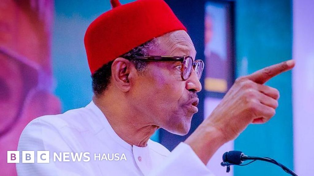 Gwamnoni na sace kudaden kananan hukumomi - Buhari - BBC News Hausa