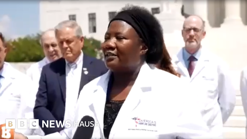 Dr Stella Emmanuel: Abin da ya sa Facebook ya cire bidiyon likitar ...