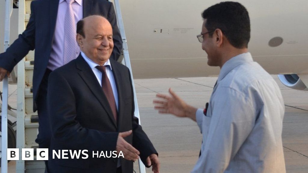 Shugaba Hadi na Yemen ya isa Aden bayan watanni 14 - BBC News Hausa