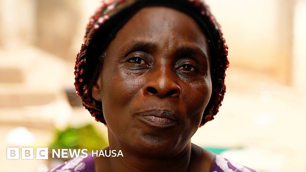 Yadda tsadar rayuwa ta jefa mutanen Kamaru cikin wani hali. - BBC News ...