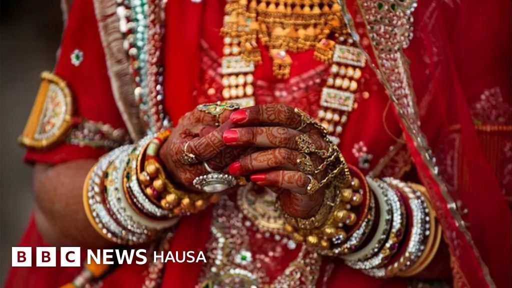 Yadda wadatar kuɗi ke haifar da tsadar sadaki a Indiya - BBC News Hausa