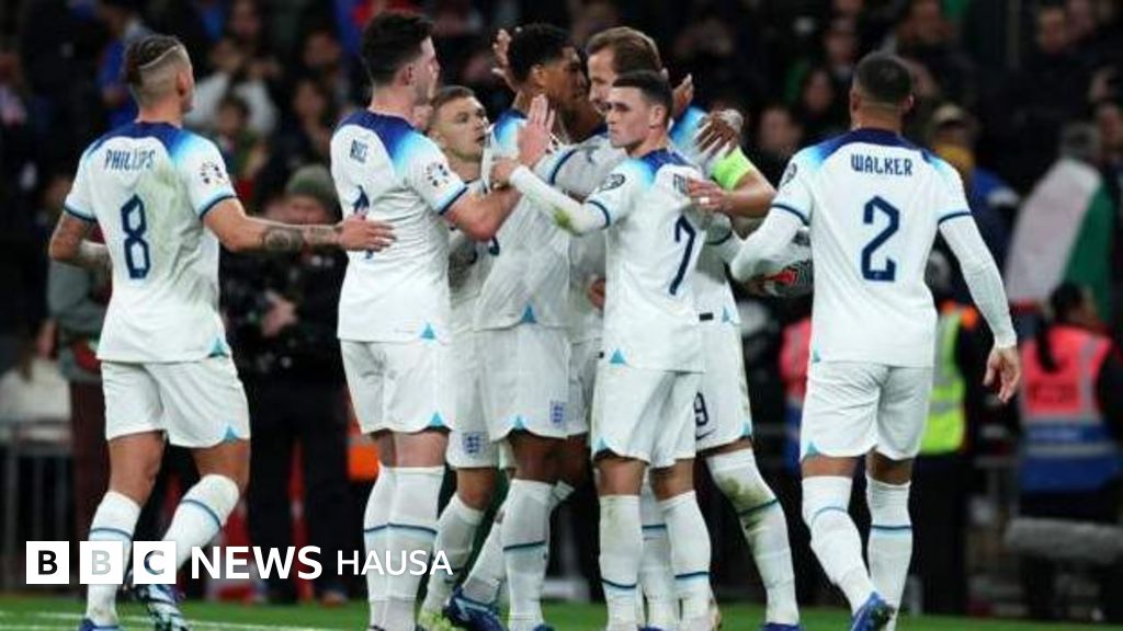 Ingila ta yi wa Italiya gida da waje ta kai Euro 2024 - BBC News Hausa