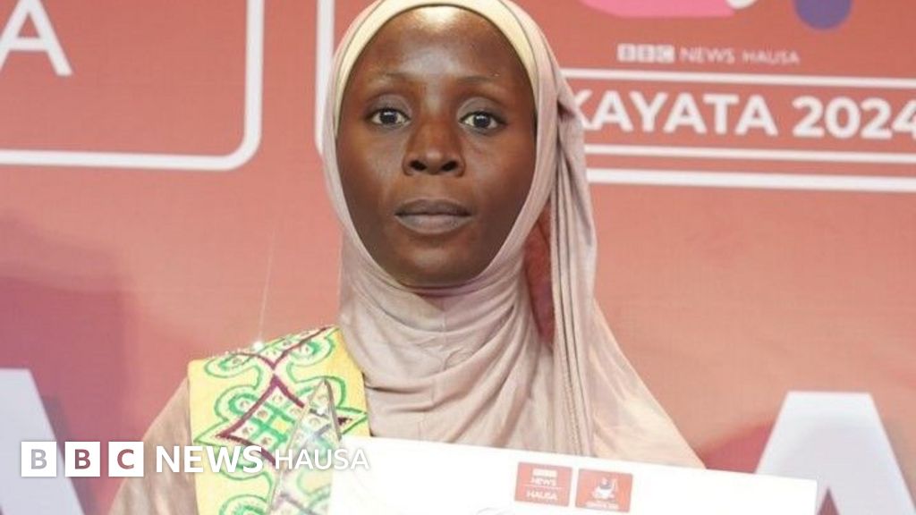 Hikayata 2024: Hajara Ahmad Hussain ce ta lashe gasar rubutu ta BBC ...