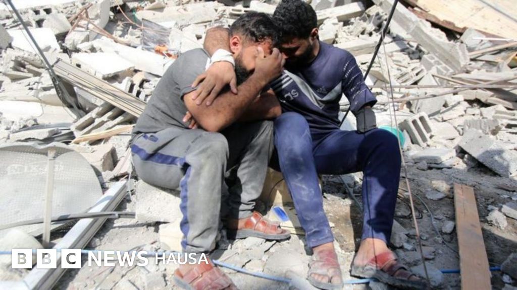 Me ya sa Isra'ila ta raba Gaza zuwa ɓangare biyu? - BBC News Hausa