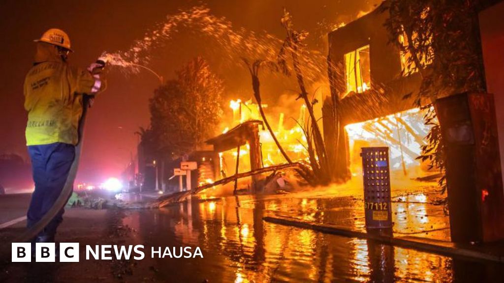 Dalilai biyar da suka sa gobarar LA tayi matuƙar muni - BBC News Hausa