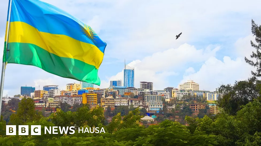 Mene ne manufar Birtaniya na tura masu neman mafaka zuwa Rwanda? - BBC ...