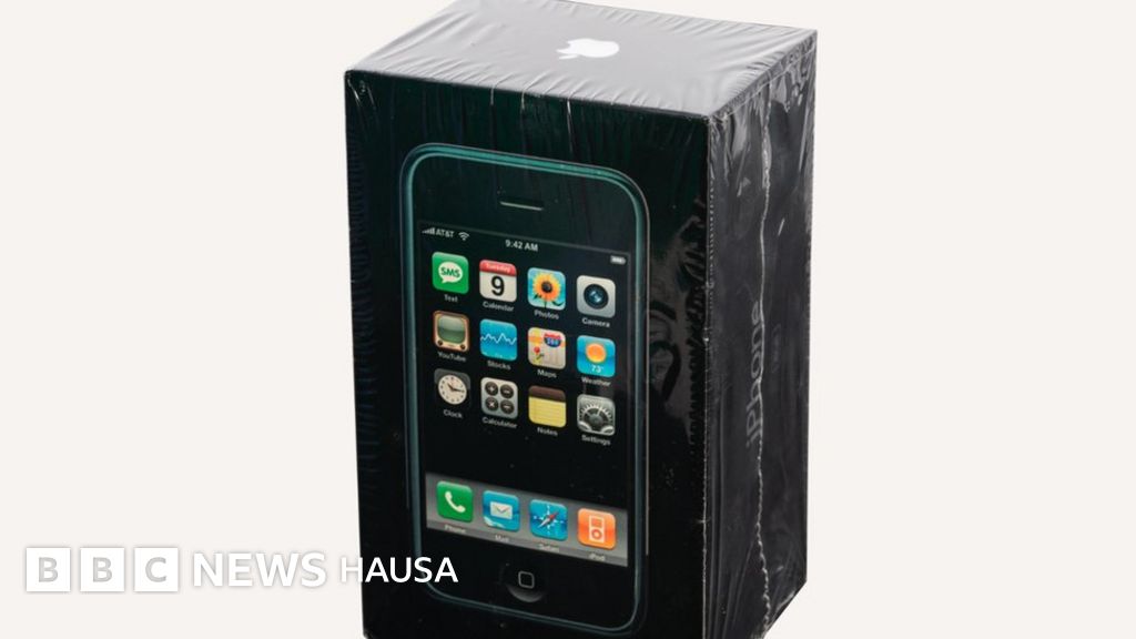 An sayi tsohuwar wayar iPhone kusan naira miliyan 32 - BBC News Hausa