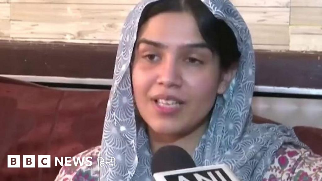 यूपीएससी पास करने वाली इस लड़की की ख़ूब चर्चा है, देखिए वीडियो - BBC News हिंदी