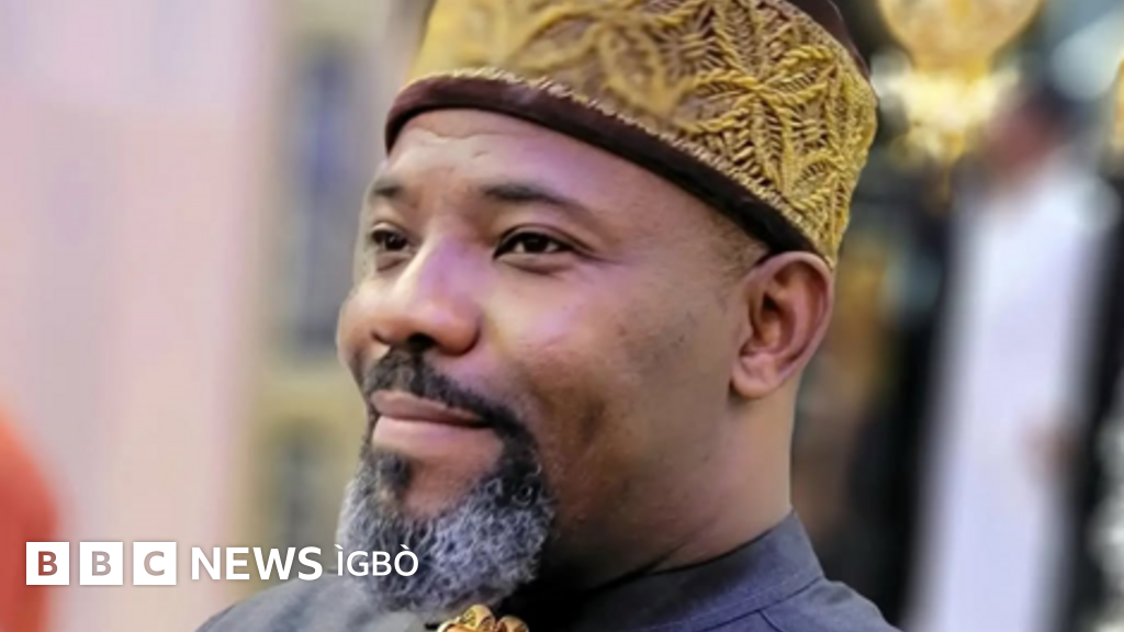 ‘Agaghị m ekwe ka ndị “mbịarambịa” wakpoo obodo m ma nara ha ala ha n’ike’ – Eze Okey Bakassi ...