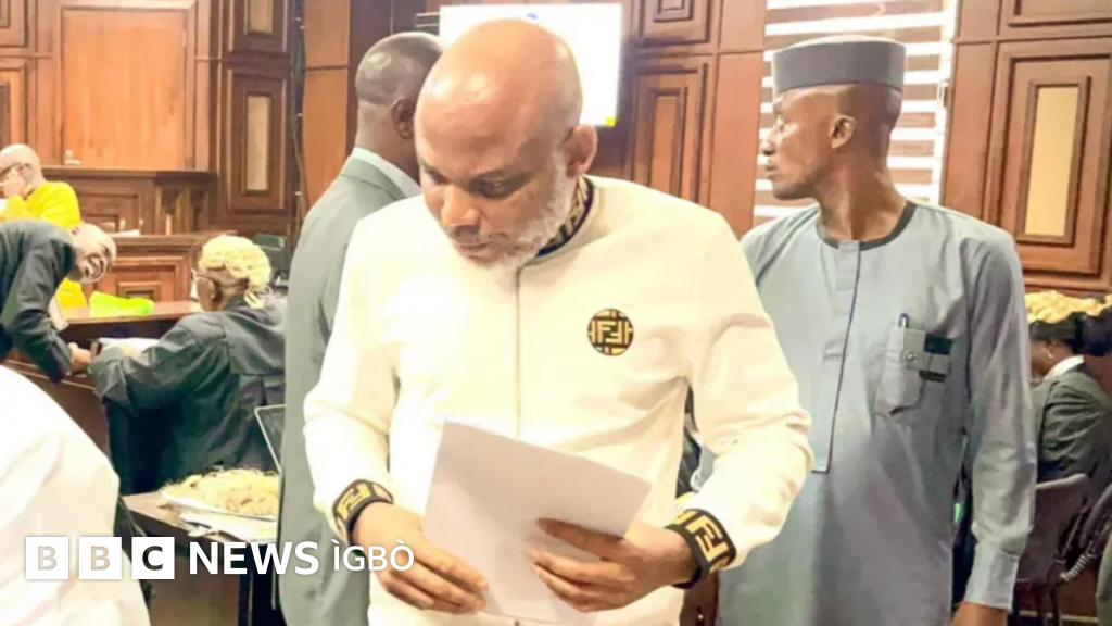 Nnamdi Kanu na-agaghachị n'ụlọikpe maka ikpe a mara ya, ọ na-aga ime ...