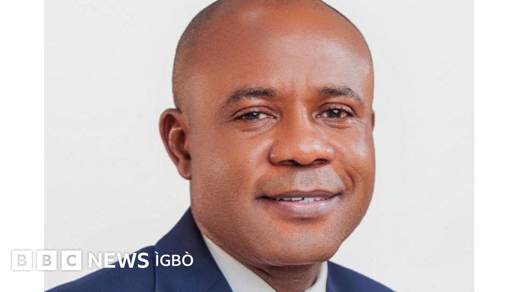 Peter Mba meriri iji aha PDP zọọ ọkwa Gọvanọ Enugwu Steetị - BBC News Ìgbò