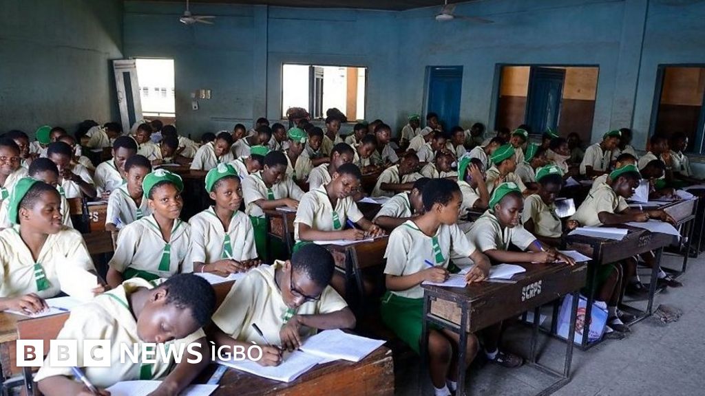 Lee ka mmepe ụlọakwụkwọ si aga - BBC News Ìgbò