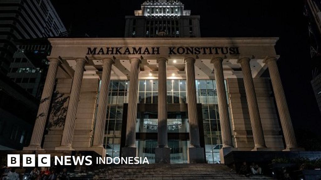 Prabowo tuntut diskualifikasi Jokowi-Ma'ruf ke Mahkamah Konstitusi ... Prabowo tuntut diskualifikasi Jokowi-Ma'ruf ke Mahkamah Konstitusi ...