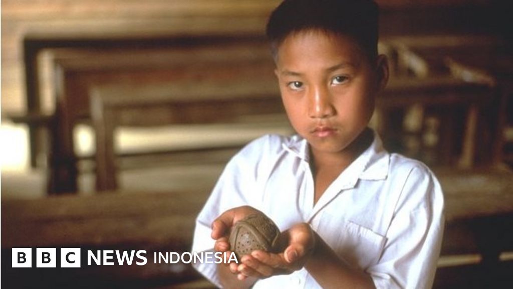 'Ibu, saya dapat mainan': Bom 'terlupakan' yang banyak menewaskan anak ...