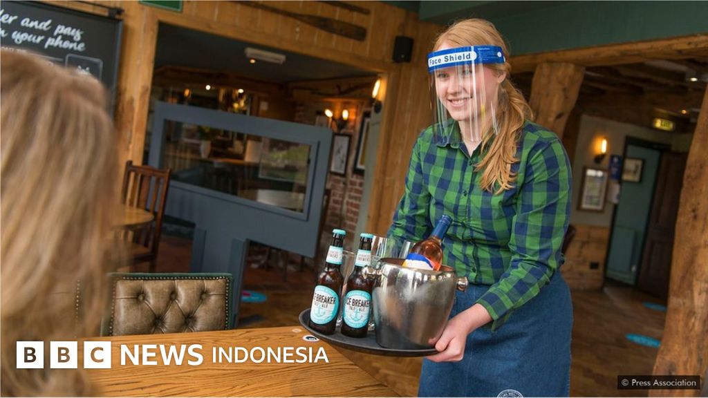 Covid-19: Alasan mengapa kita tidak bisa mengandalkan face shield saja - BBC News Indonesia