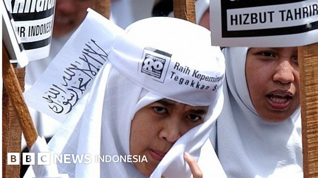 Kegiatan HTI mulai dilarang di sejumlah kampus, HTI 'protes' - BBC News ...