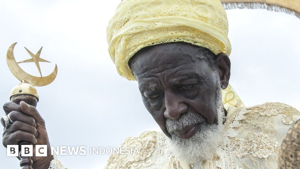 Pesan seorang Imam berusia 100 tahun yang hadiri misa di gereja - BBC ...