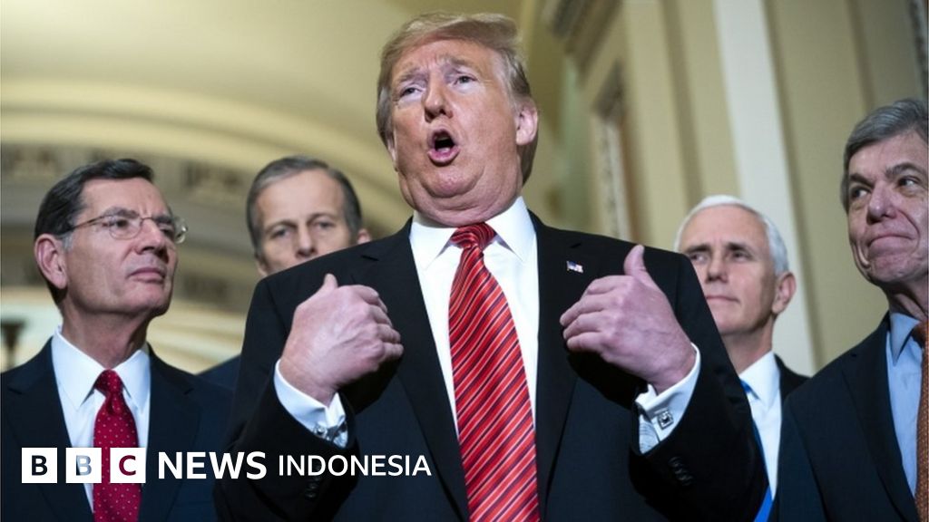 Trump mengumumkan kondisi 'darurat' atas dinding perbatasan Meksiko ...