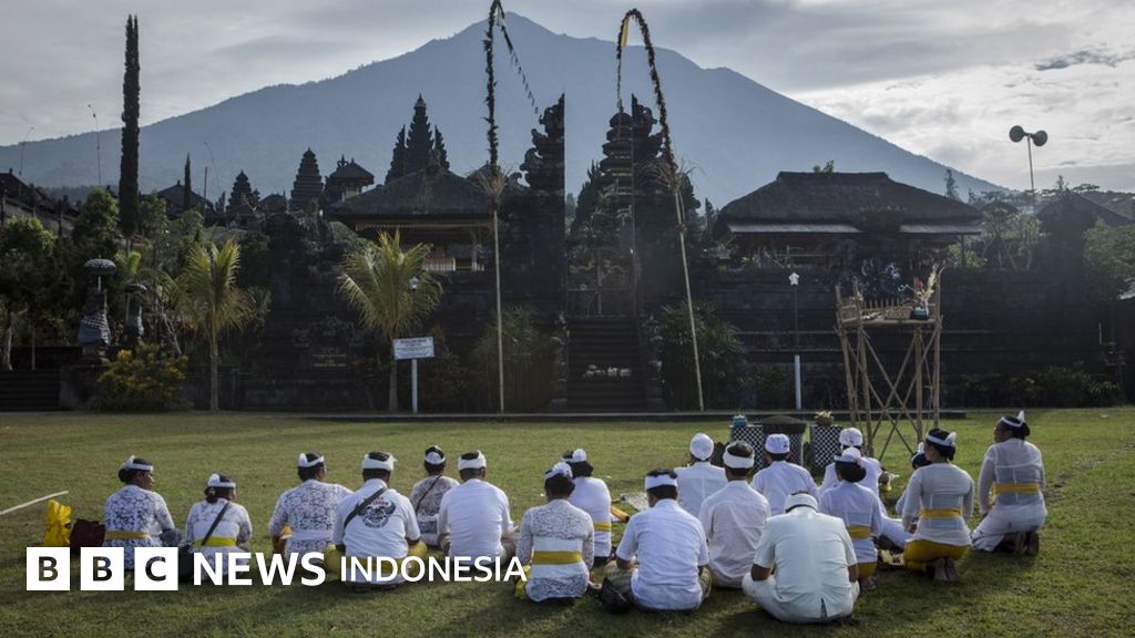 Tanda-tanda makin kuat, Gunung Agung pasti akan meletus? - BBC News Indonesia