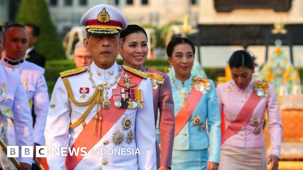 Raja Thailand pecat enam pejabat yang "teramat jahat" - BBC News Indonesia