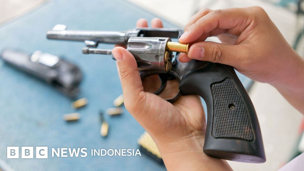 Alec Baldwin: Apa itu peluru kosong dan senjata properti syuting ...