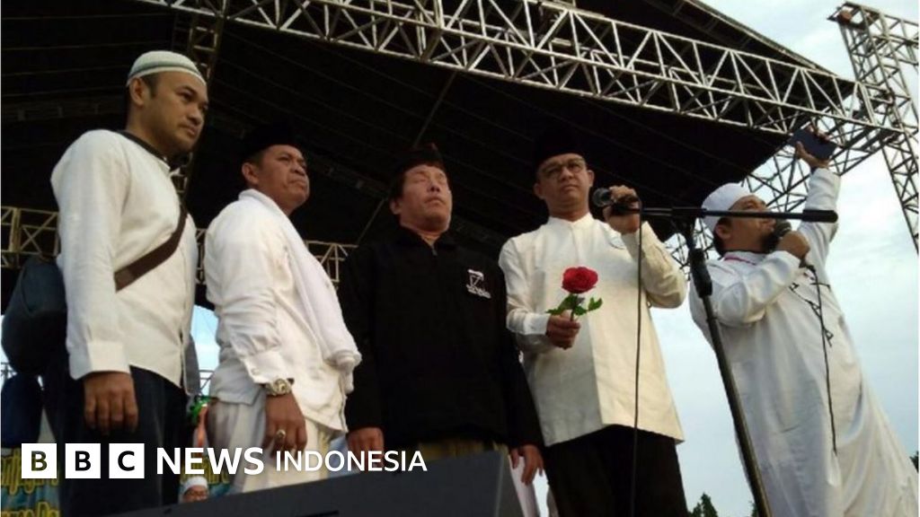 Anies Baswedan ‘mohon doa’ peserta Reuni 212, Rizieq Shihab sebut Ahok ‘lengser dan longsor ...