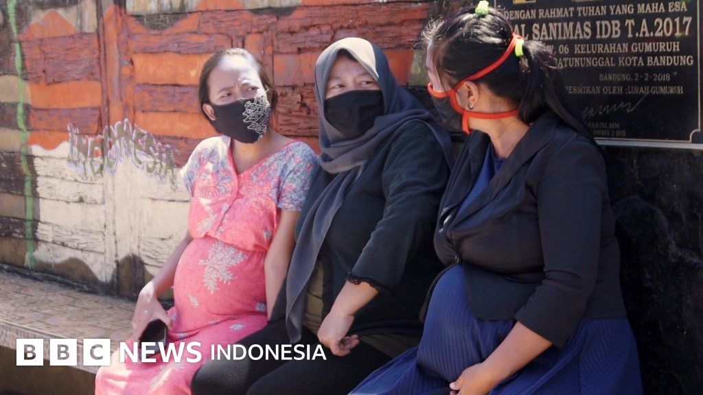 Program swadaya masyarakat 'cantelan', dari sampah daur ulang jadi bantuan bagi ibu hamil - BBC ...