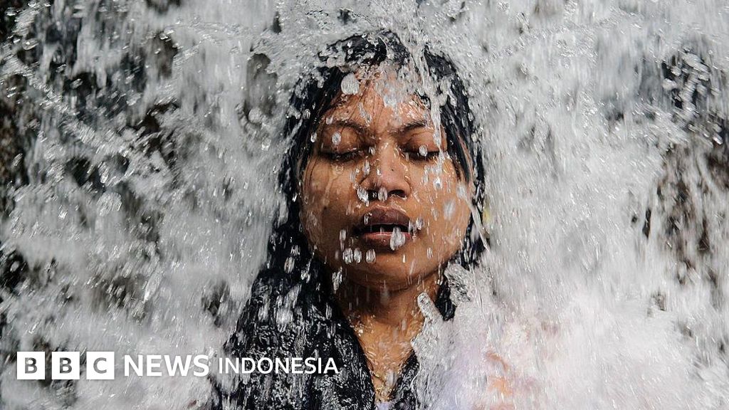 Wisata Bali: Tradisi Melukat semakin populer bagi wisatawan, tapi ...