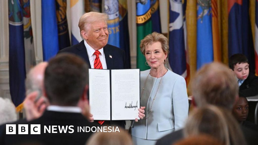 AS: Apakah Trump benar-benar bisa membubarkan Departemen Pendidikan ...