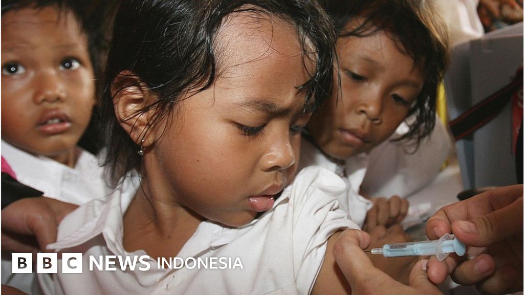 Menangkal kanker serviks dari bangku sekolah dasar - BBC News Indonesia