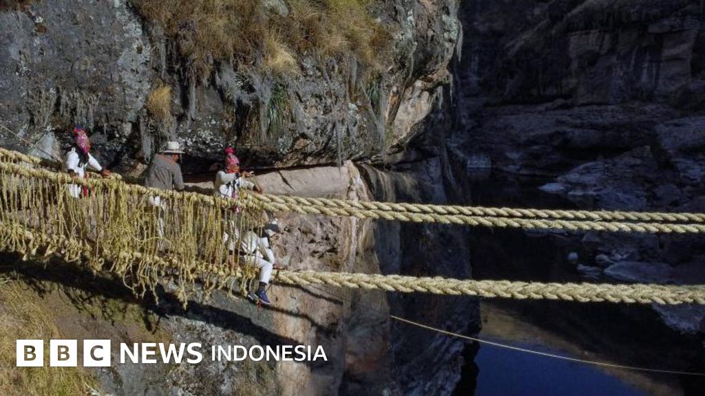 Kisah penjaga terakhir jembatan tali rumput peninggalan suku Inca - BBC News Indonesia