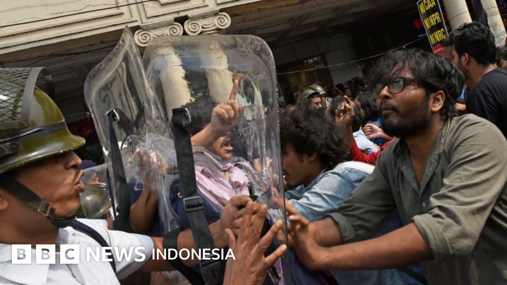 Covid-19: Bagaimana perang melawan virus corona ‘mengancam kebebasan sipil’ di negara-negara ...