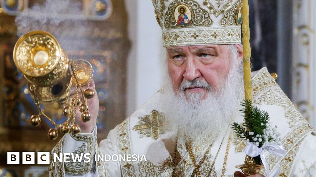 Pemimpin Gereja Ortodoks Rusia: Ketergantungan ponsel 'awal dari ...