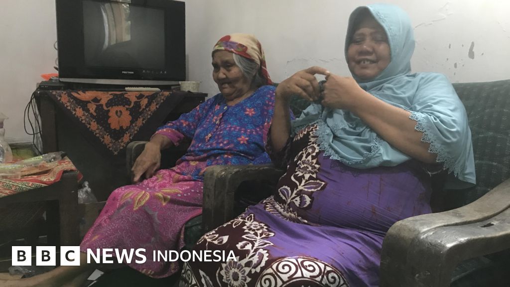 Ibu dan anak bertemu kembali setelah 37 tahun terpisah – ‘Sungguh ini mama saya? Seperti mimpi ...