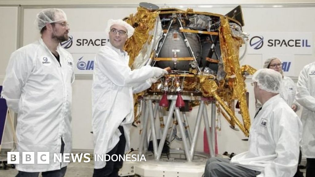 Dengan 'membonceng' satelit Indonesia, robot Israel akan sampai di ...