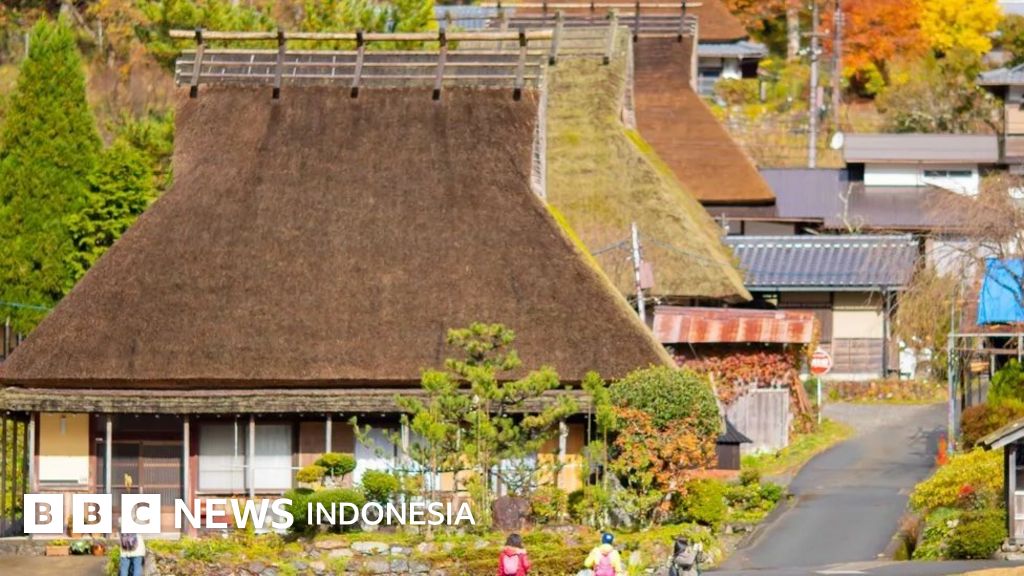 Menginap di rumah beratap jerami berusia 150 tahun di Desa Miyama, Jepang - BBC News Indonesia