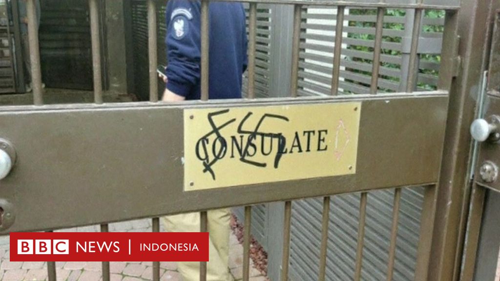 Perselisihan Israel Polandia Aksi Vandal Lambang Swastika Di Kedubes