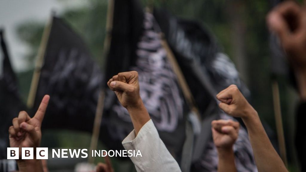 Pembakaran bendera: Bagaimana isu antara HTI dan kalimat tauhid ...