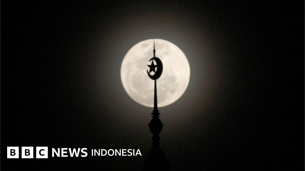 Usai supermoon, publik Indonesia bisa saksikan bulan cembung besar ...
