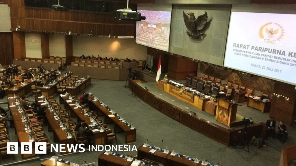 Penetapan ambang batas pencalonan presiden 20% dianggap 'tak relevan' - BBC News Indonesia