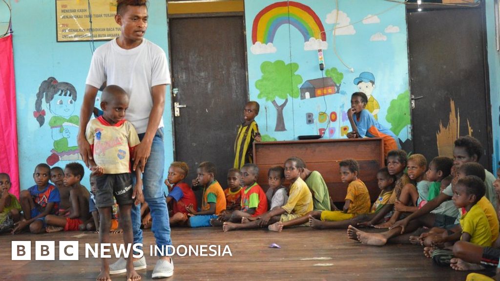 Kisah relawan guru di Asmat, Papua: 'Apakah saya dapat makan hari ini ...