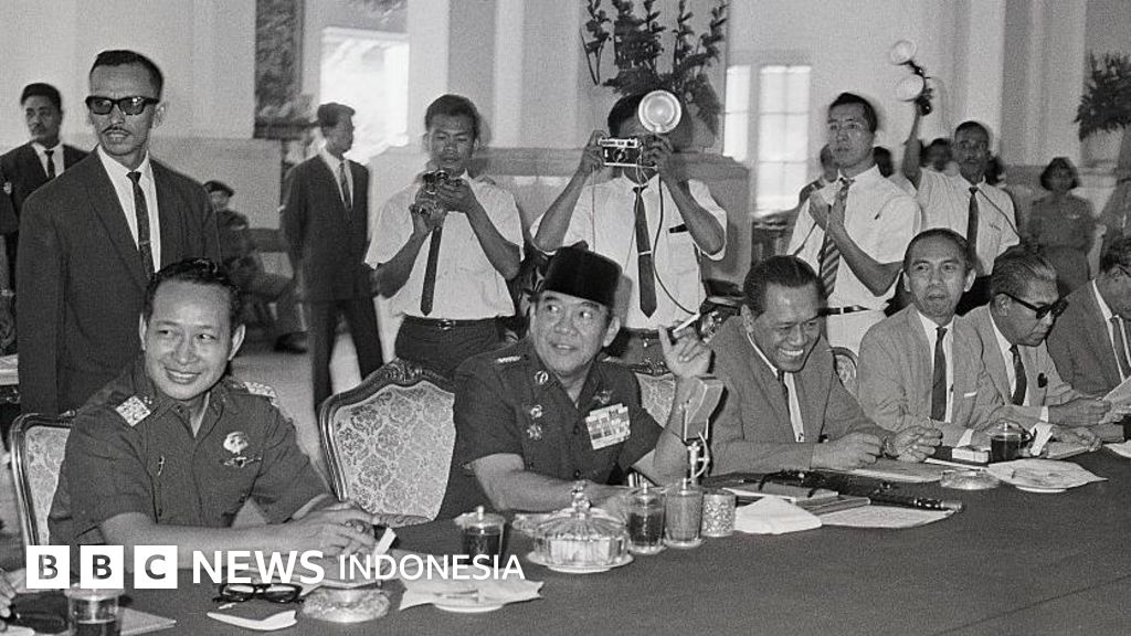 Orde Baru: Mafia Berkeley, Ali Moertopo, hingga Opsus – Tiga hal yang ...