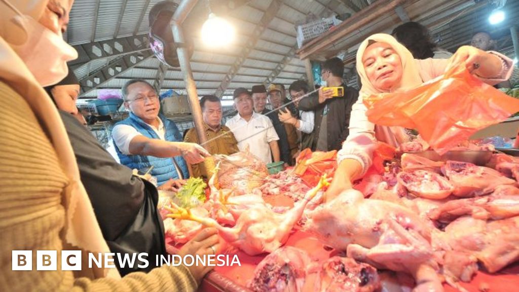 Inflasi 2022: Inflasi tertinggi dalam tujuh tahun, ekonom peringatkan ...